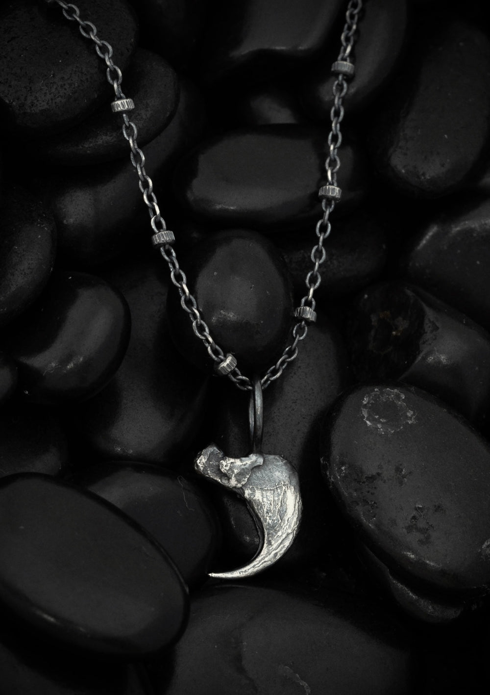 Silver Cat Claw Necklace in solid sterling silver